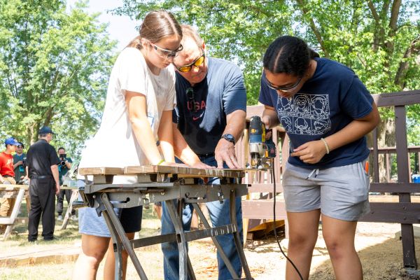 Catholic summer camps help youth meet Jesus serving others struggling ...