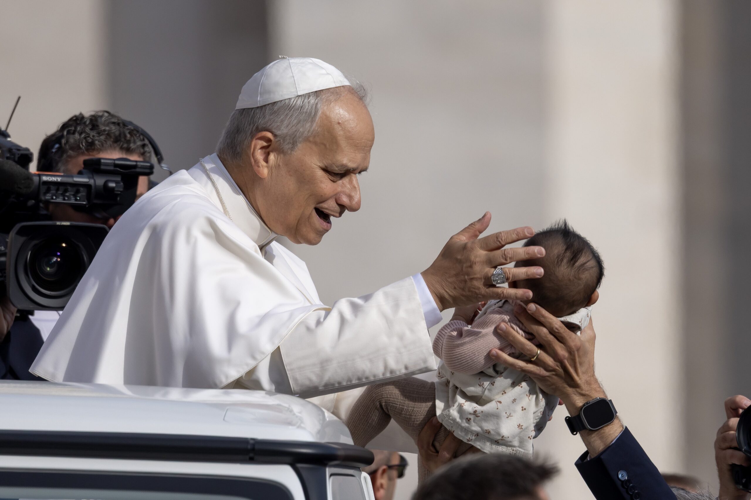 God never gives up on his children, even when they fail, pope says ...
