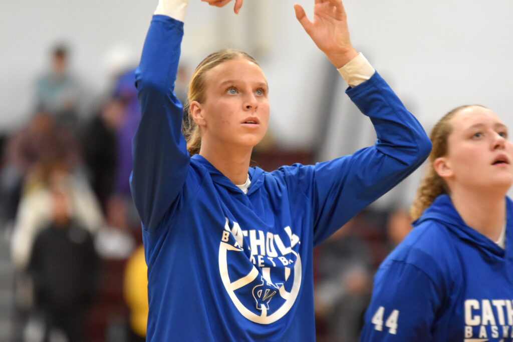 WCA senior steps into mentoring role on the court – Catholic Star Herald